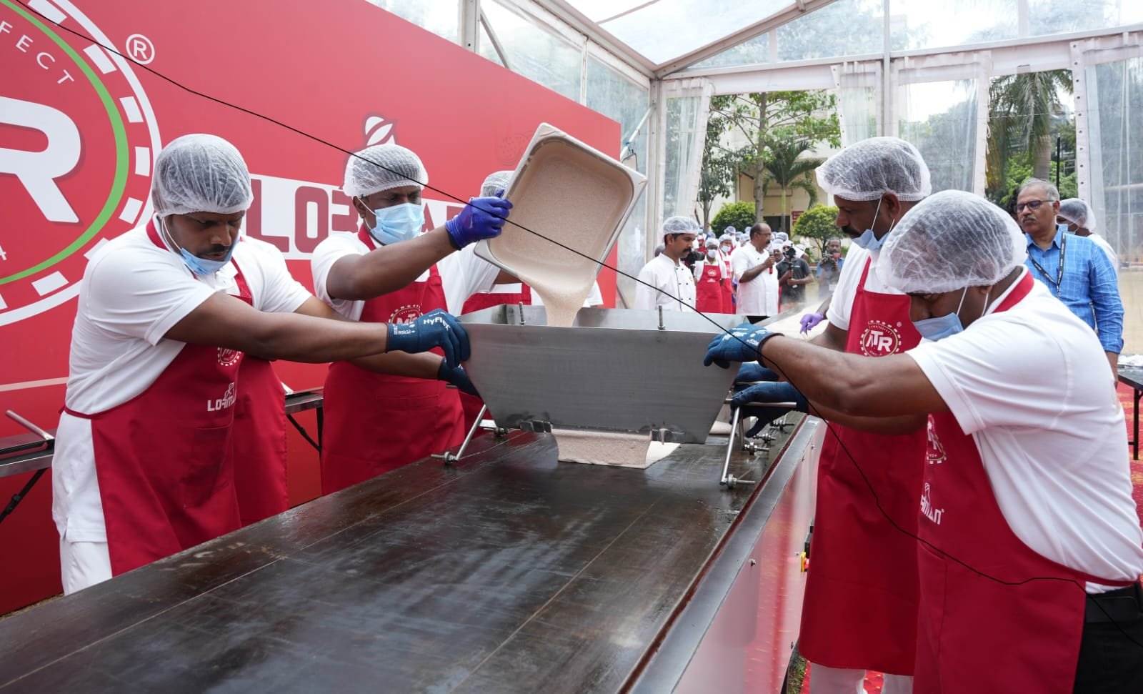 100 Years, 123 Feet Dosa: MTR celebrates 100 years with a GUINNESS ...